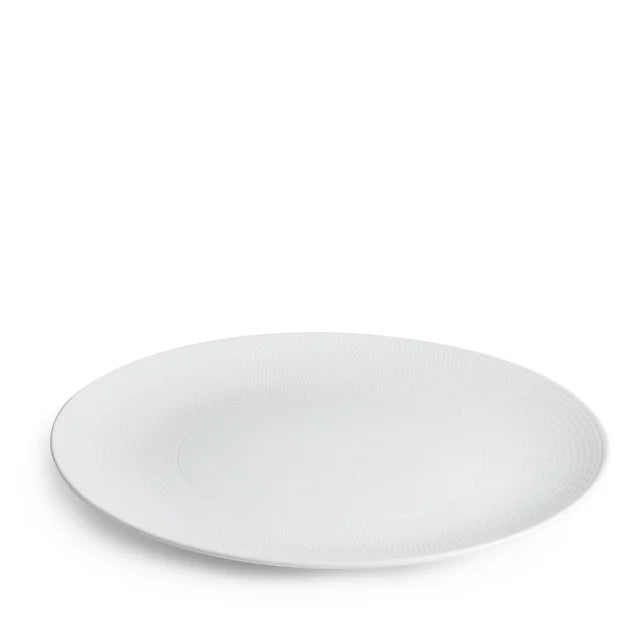 Wedgwood Gio Round Serving Platter 13.4 inches — Kitchen Clique